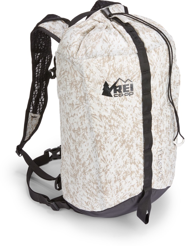 REI Flash 18 Reviews - Trailspace