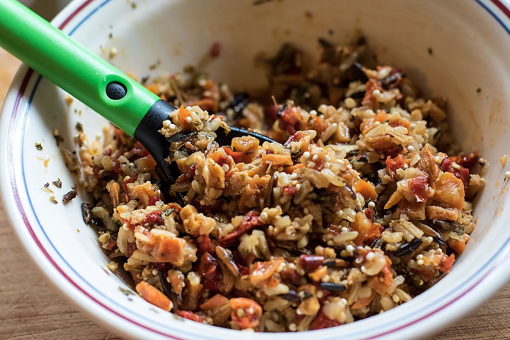 AlpineAire Wild Quinoa Pilaf With Hemp Seeds Reviews - Trailspace