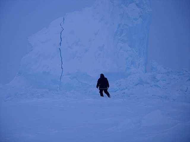 Canada Goose Resolute Parka Reviews - Trailspace