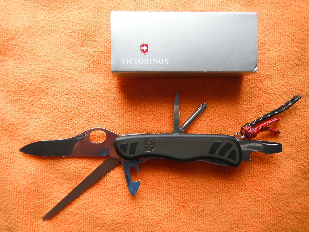 Victorinox Swiss Army Soldier's Knife 08 Reviews - Trailspace