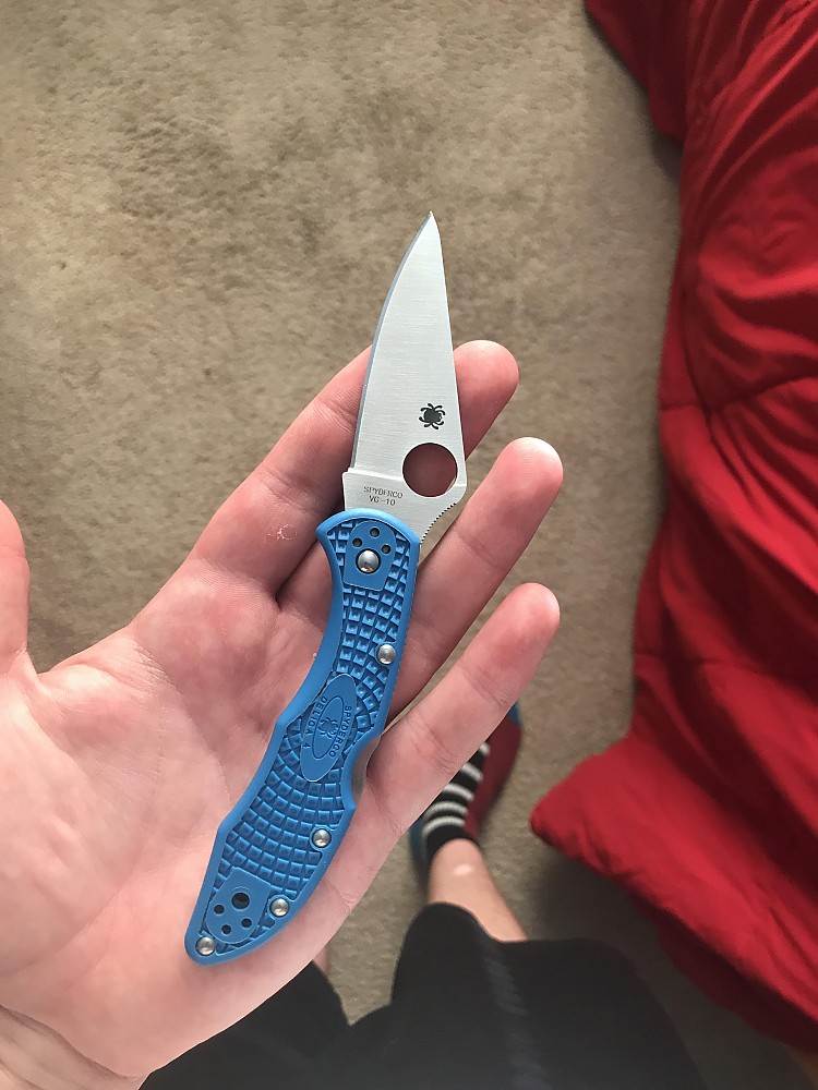 Spyderco Delica 4 Reviews - Trailspace