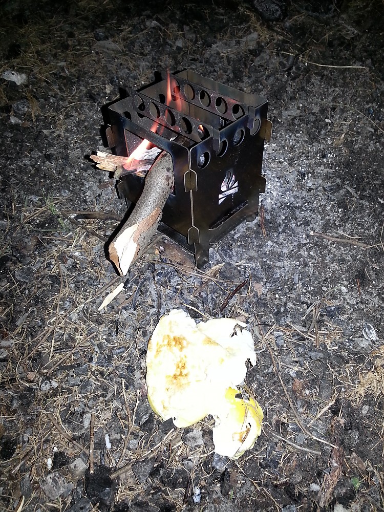 Bushcraft Essentials Bushbox Titanium Outdoor Pocket Stove Reviews ...