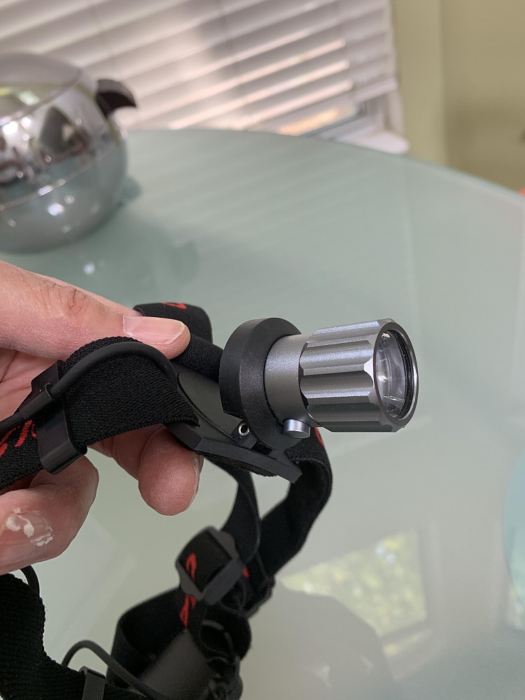 Coast HL40 Reviews - Trailspace