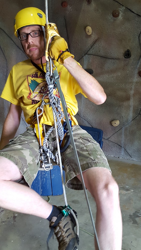 Singing Rock Digger Cave Harness Reviews - Trailspace